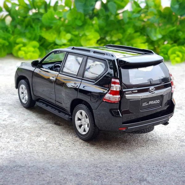 Toyota Land Cruiser Prado 150 Suv Model 1:32 Scale | Speedo Club