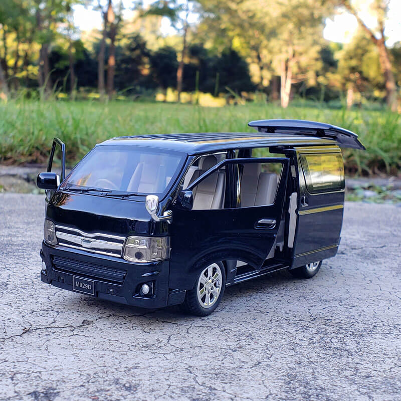 Toyota Hiace GL KDH Diecast Model Van 1:32 Scale | Speedo Club