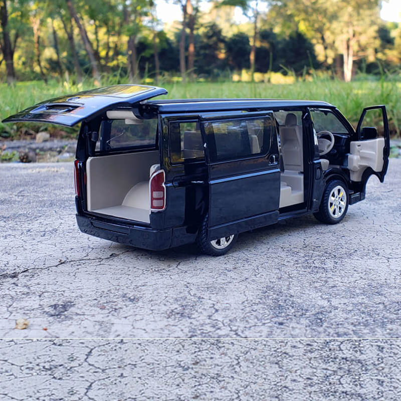 Toyota Hiace GL KDH Diecast Model Van 1:32 Scale | Speedo Club