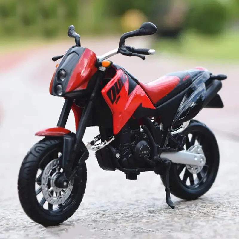 Maisto KTM 640 Duke ii Motorcycle Model 1:18 Scale | Speedo Club