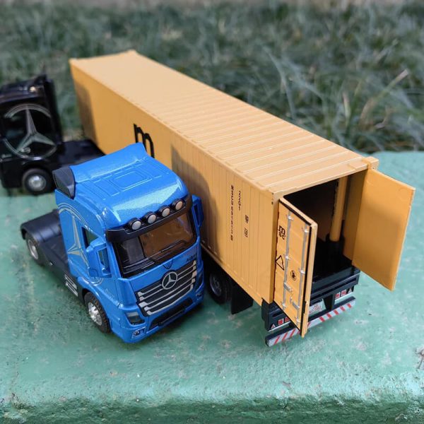 Mercedes Benz Actros 18 Wheeler Trailer Truck with 40 Footer Container ...