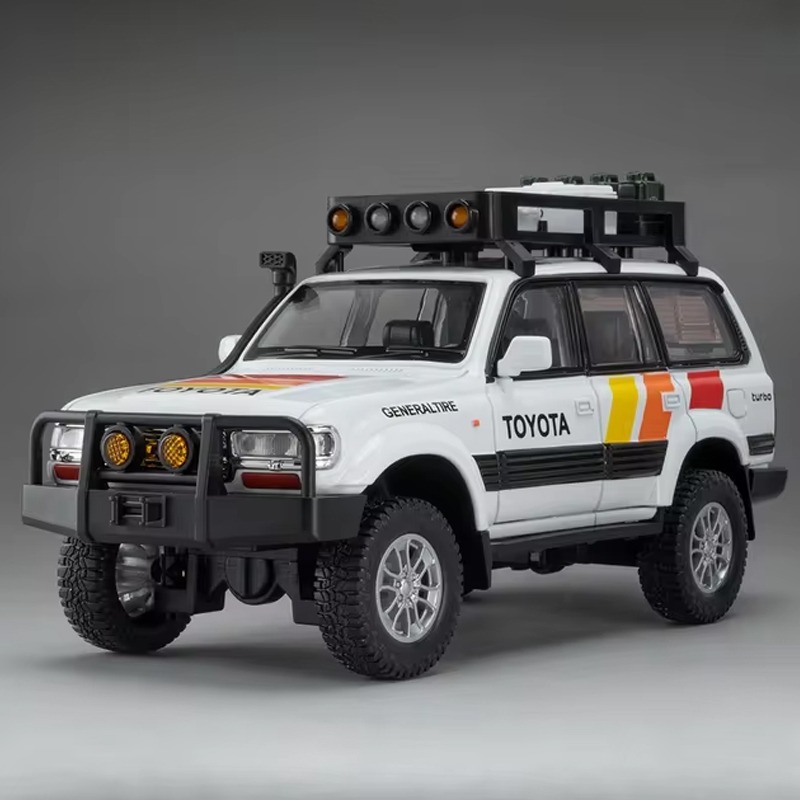 Toyota Land Cruiser LC80 SUV 1:24 Diecast Model Car | Speedo Club