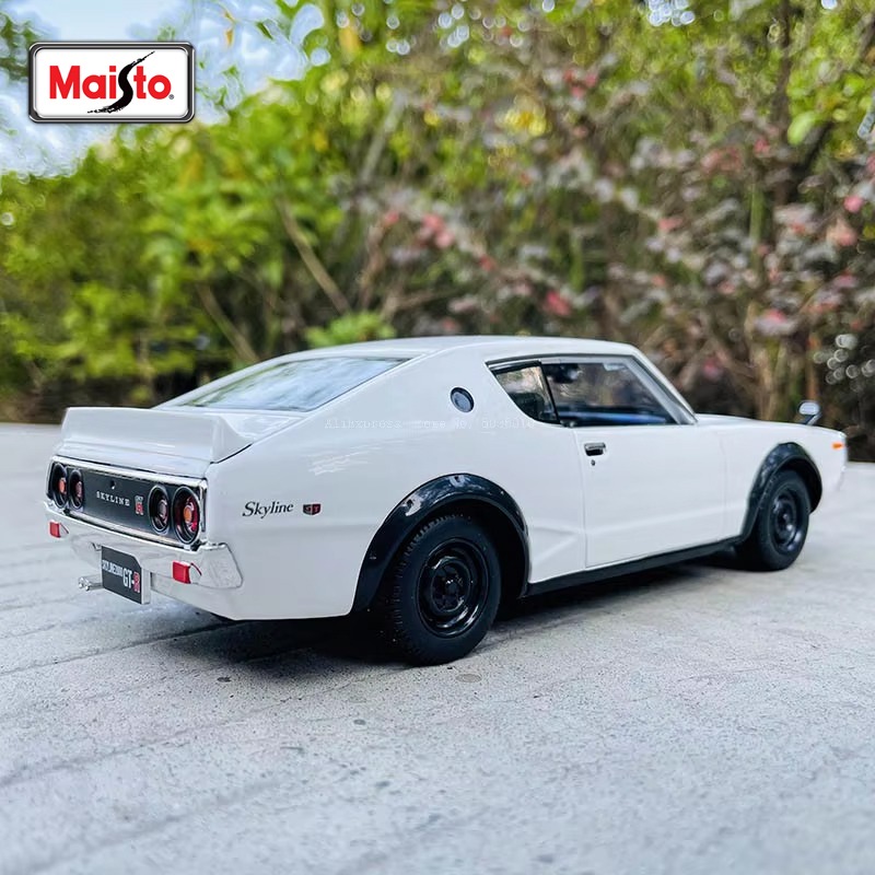 Maisto 1:24 1973 Nissan Skyline 2000GT-R KPGC 110 Model Car | Speedo Club